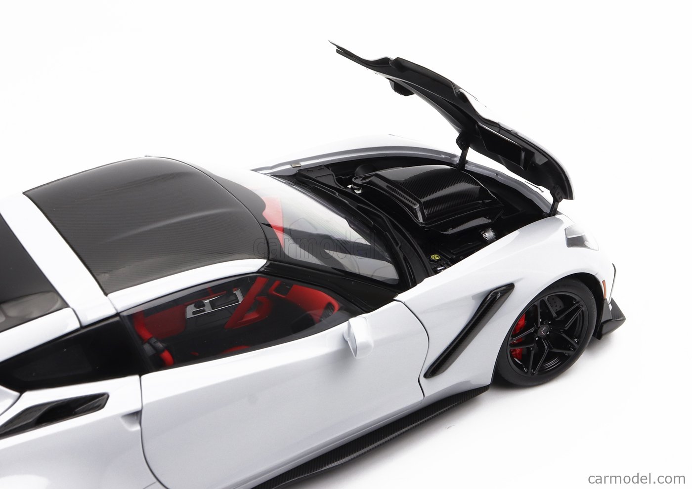 AUTOART 71277 Scale 1/18 | CHEVROLET CORVETTE C7 ZR1 2017 GREY MET