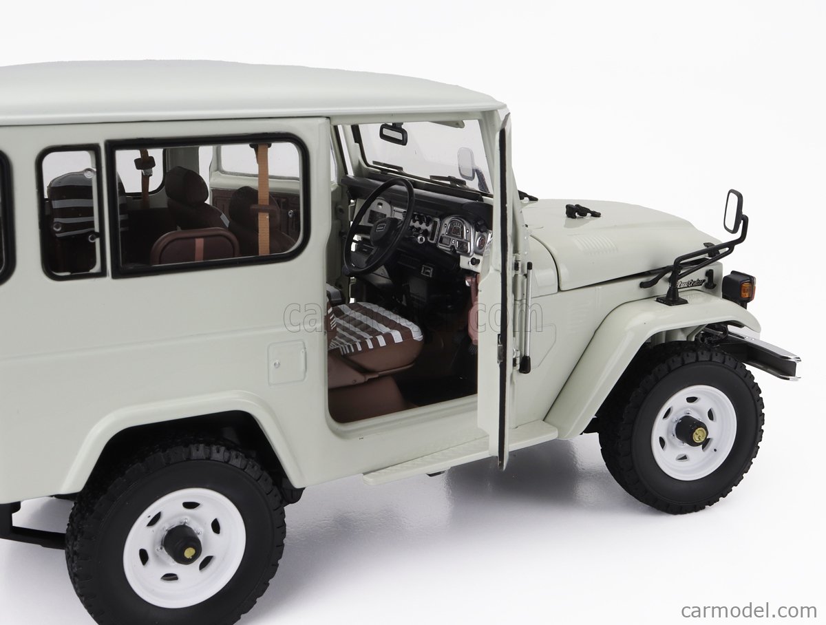 KYOSHO 08971W Scale 1/18 | TOYOTA FJ40 LAND CRUISER 1980 WHITE