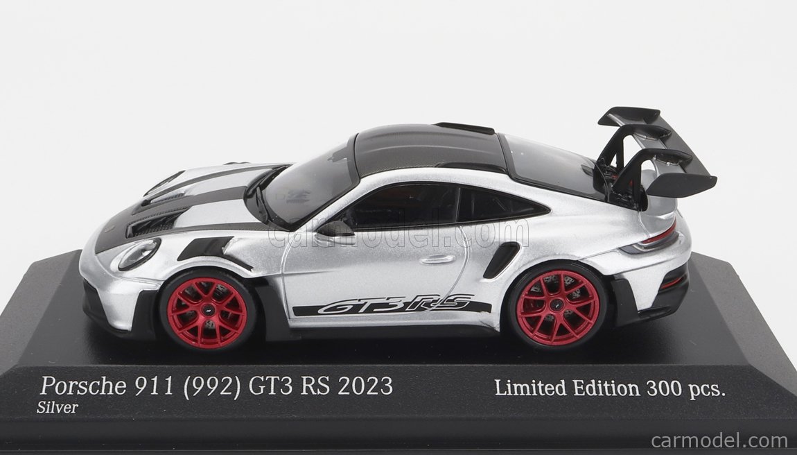 MINICHAMPS 413062114 Echelle 1/43 | PORSCHE 911 992 GT3 RS COUPE WEISSACH PACKAGE 2023 SILVER BLACK