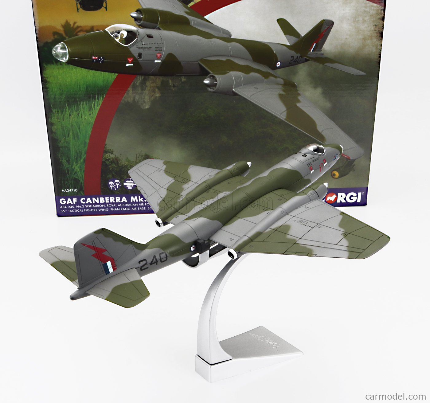 CORGI AA34710 Scale 1/72 | GAF CANBERRA MK20 MILITARY AIRPLANE 1969 ...
