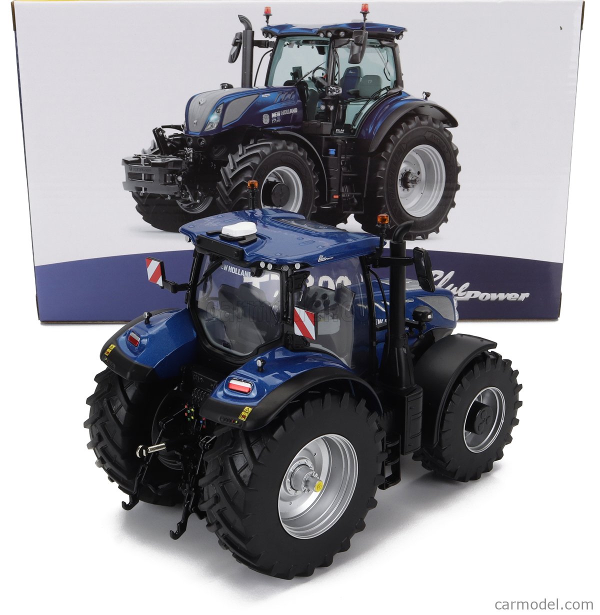 UNIVERSAL HOBBIES UH6491 Scale 1/32 | NEW HOLLAND T7.300 TRACTOR BLUE ...
