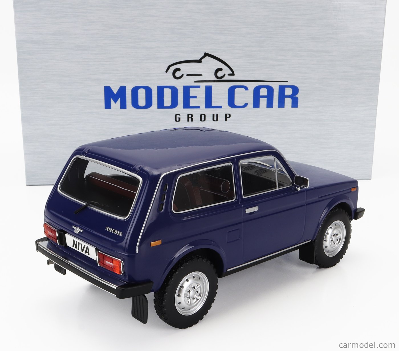 MCG MCG18130 Scale 1/18 | LADA NIVA 1976 BLUE