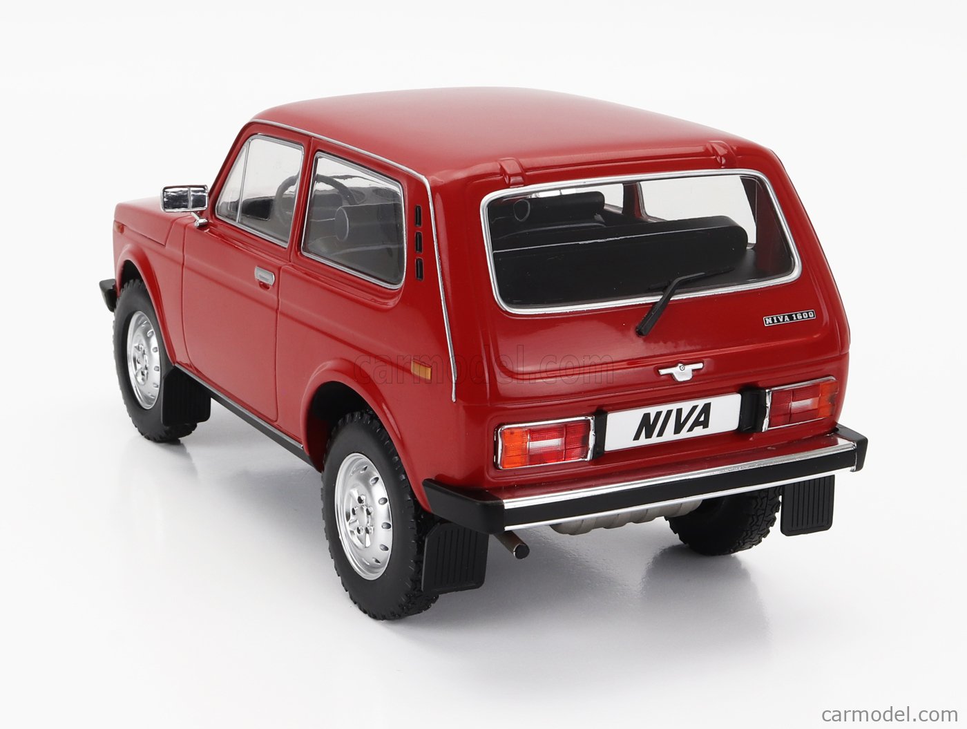 MCG MCG18129 Scale 1/18 | LADA NIVA 1976 RED