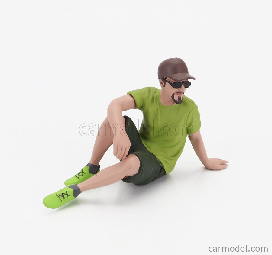 AMERICAN DIORAMA 18701 Scale 1/18 | FIGURES MAN SITTING LIGHT GREEN BLUE