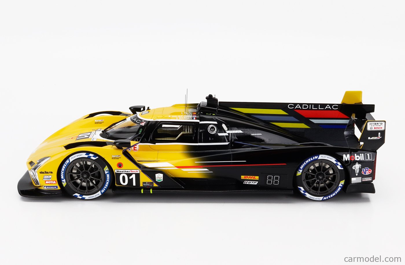 TRUESCALE TS0567 Escala 1/18 | CADILLAC V-SERIES R 5.5L V8 TEAM CADILLAC RACING N 01 IMSA 24h ...