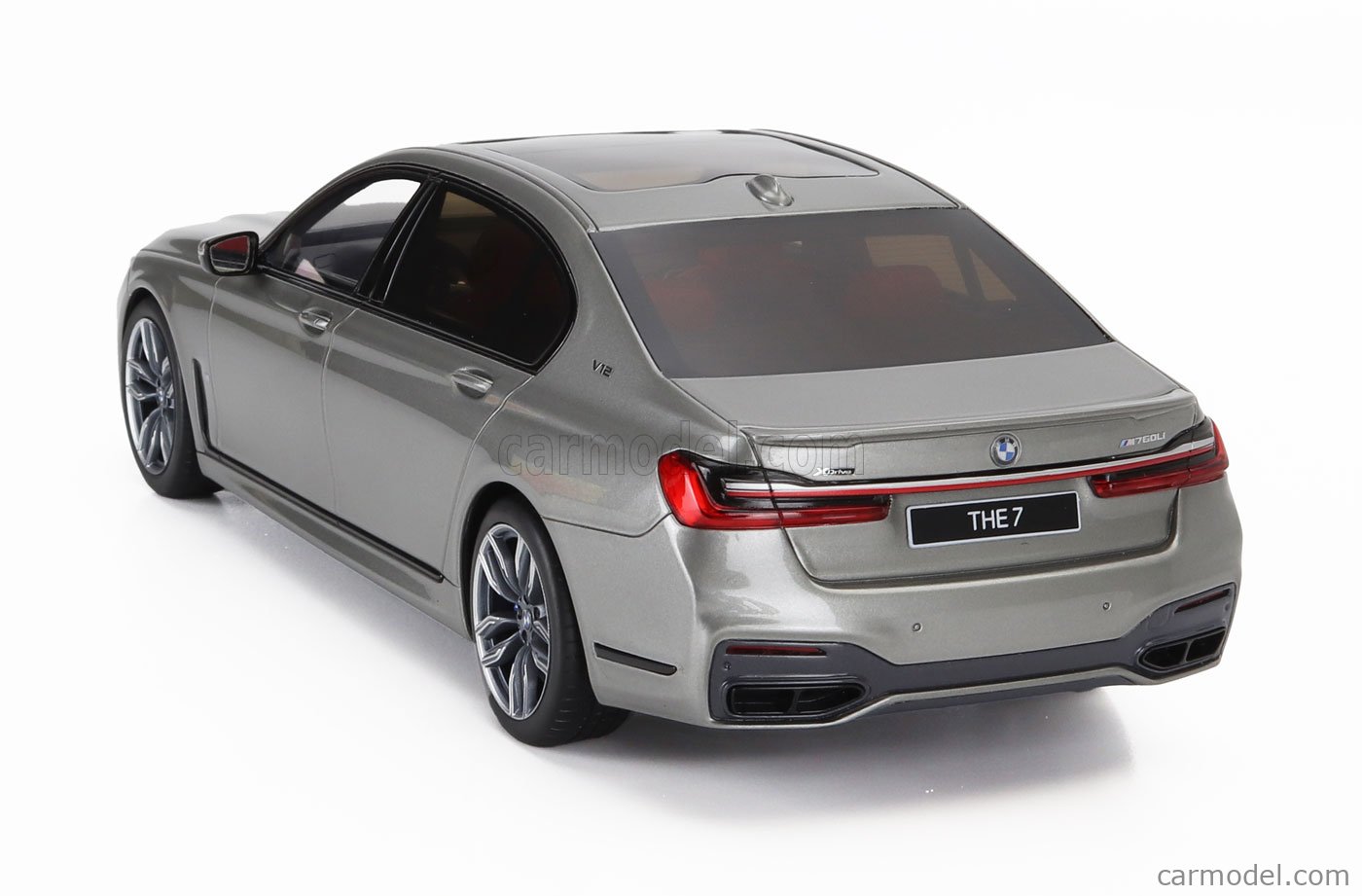 GT-SPIRIT GT478 Scale 1/18 | BMW 7-SERIES M760i V12 FINAL EDITION 2020 GREY