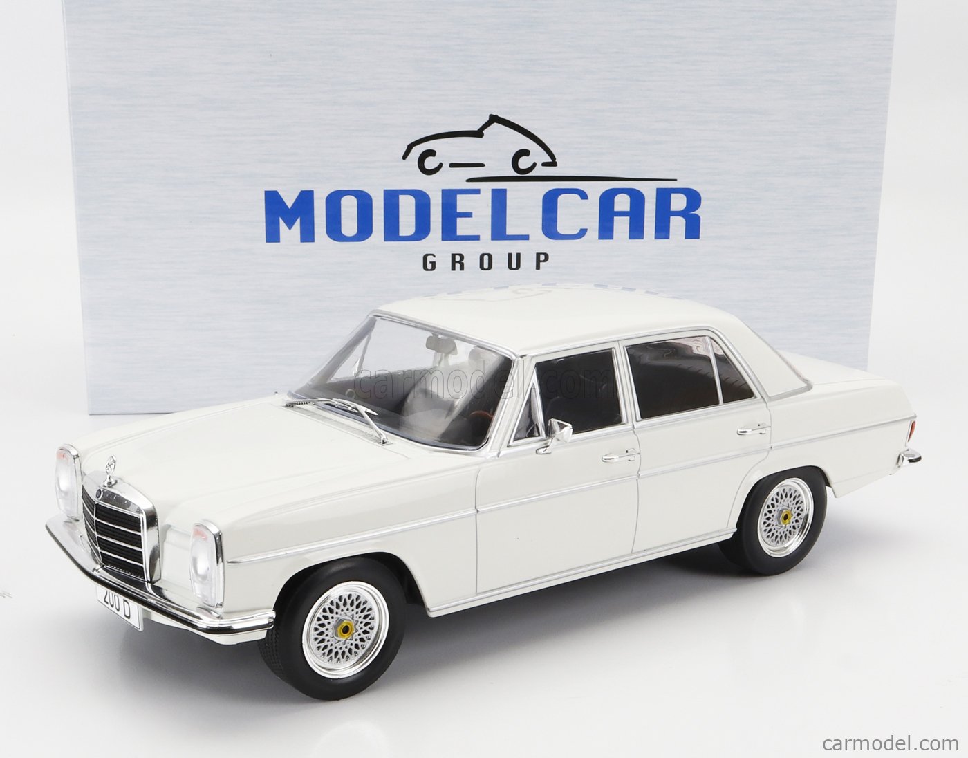 MCG MCG18122 Scale 1/18 | MERCEDES BENZ 220D (W115) 1968 WHITE