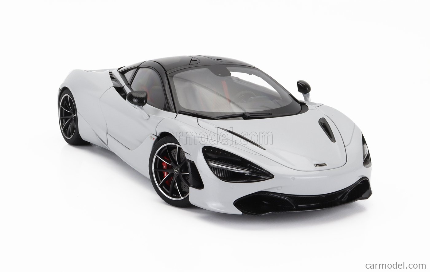 AUTOART 76069 Scale 1/18 | McLAREN 720S 2017 SILICA WHITE