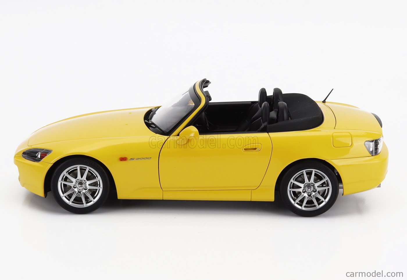 MOTORHELIX M85103 Scale 1/18 | HONDA S2000 (AP2) SPIDER WITH ENGINE AND ...