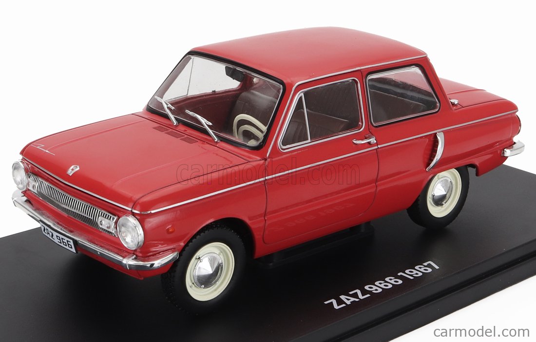 EDICOLA VQR043 Echelle 1/24 | ZAZ 966 1967 RED