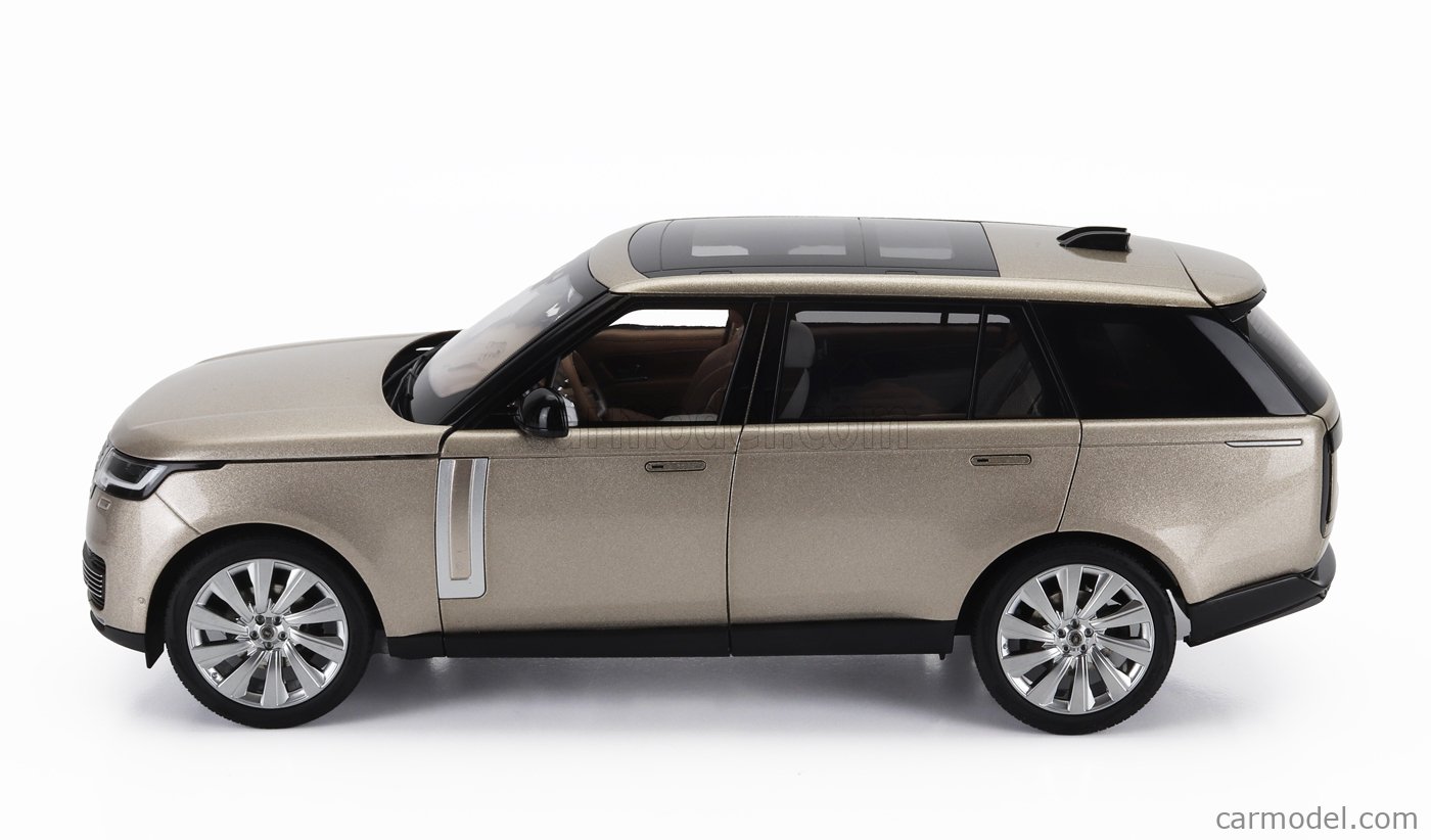 LCD-MODEL LCD18017-GO Scale 1/18 | LAND ROVER RANGE ROVER 2022 GOLD