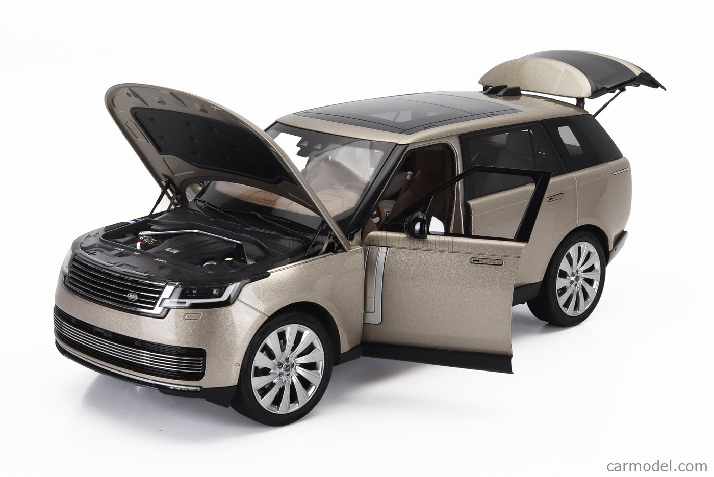 LCD-MODEL LCD18017-GO Scale 1/18 | LAND ROVER RANGE ROVER 2022 GOLD