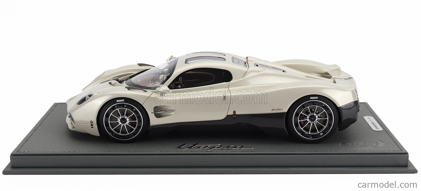 BBR-MODELS P18223B-VET Scale 1/18 | PAGANI UTOPIA OPT CARBON FIBER 2022 ...