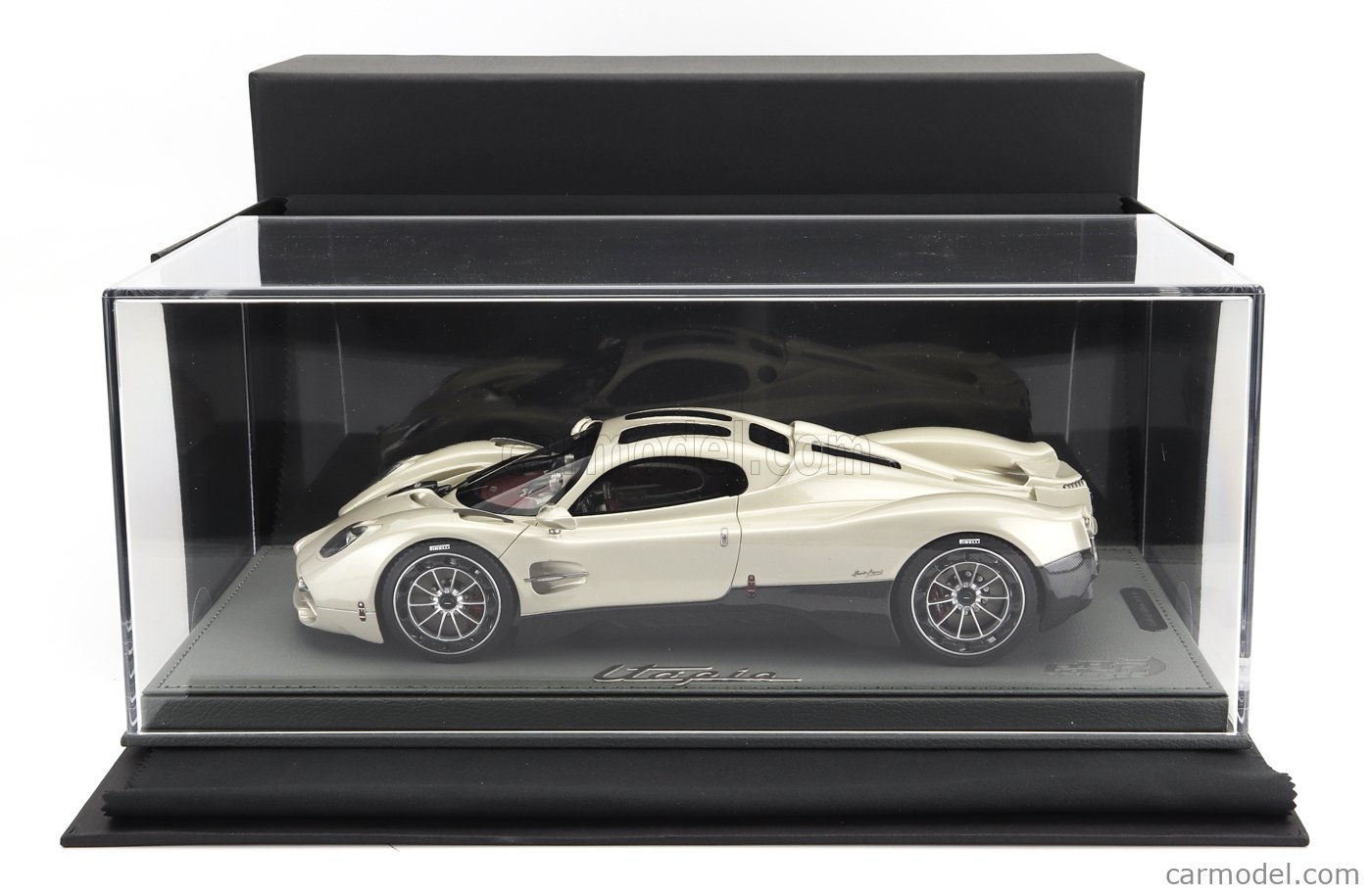 BBR-MODELS P18223B-VET Scale 1/18 | PAGANI UTOPIA OPT CARBON FIBER 2022 ...