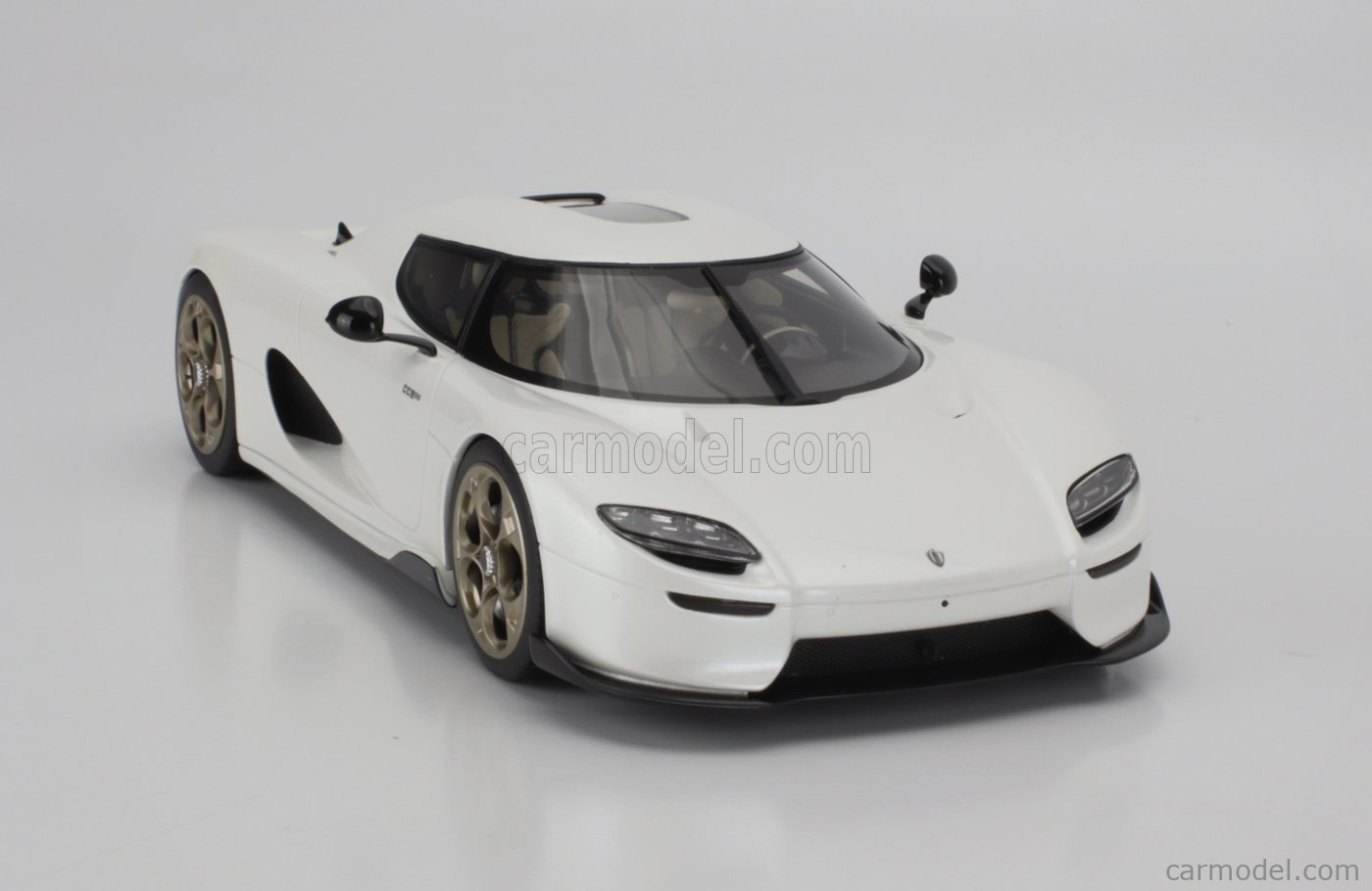 GT-SPIRIT GT903 Scale 1/18 | KOENIGSEGG CC850 2024 WHITE