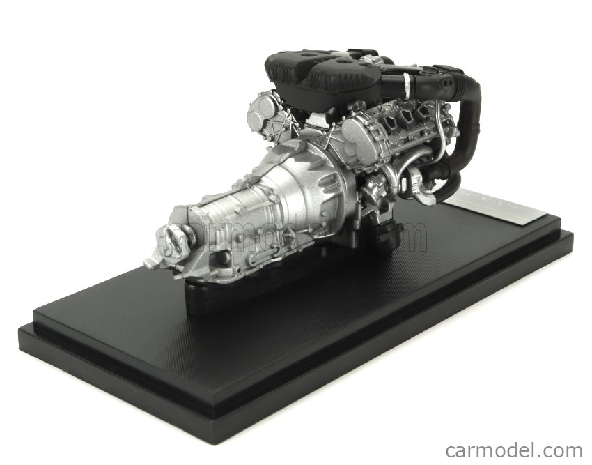 MOTORHELIX M89008 Scale 1/18 | ALFA ROMEO GIULIA GTAm WITH ENGINE AND ...