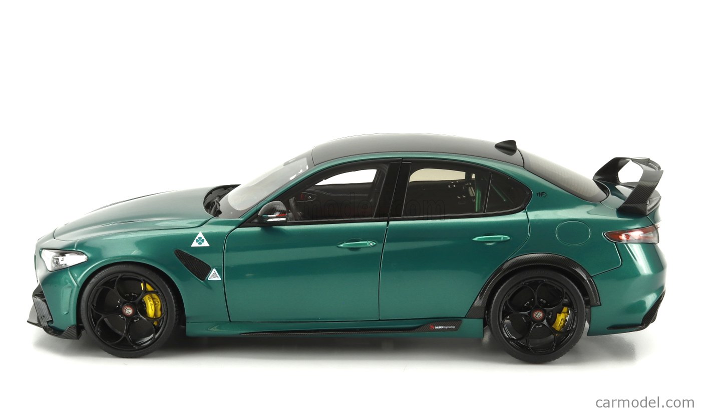 MOTORHELIX M89008 Scale 1/18 | ALFA ROMEO GIULIA GTAm WITH ENGINE AND ...