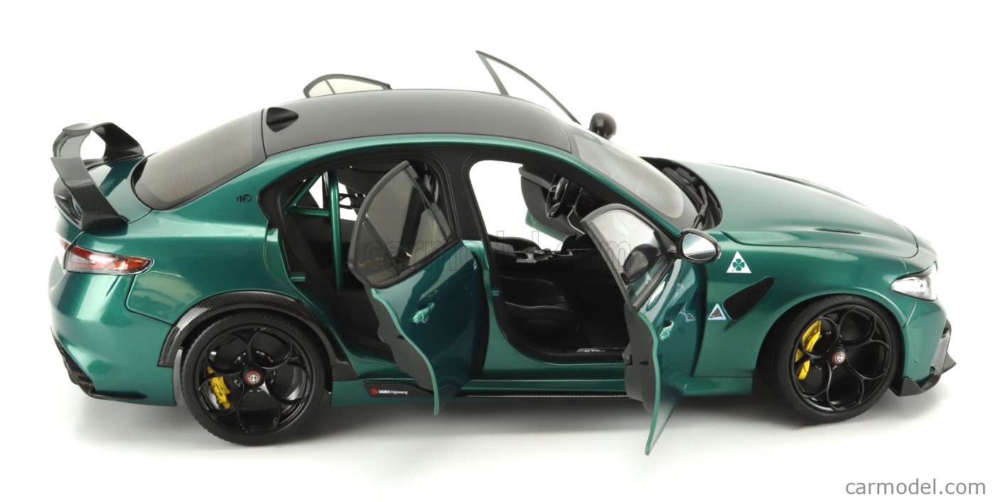 MOTORHELIX M89008 Scale 1/18 | ALFA ROMEO GIULIA GTAm WITH ENGINE AND ...