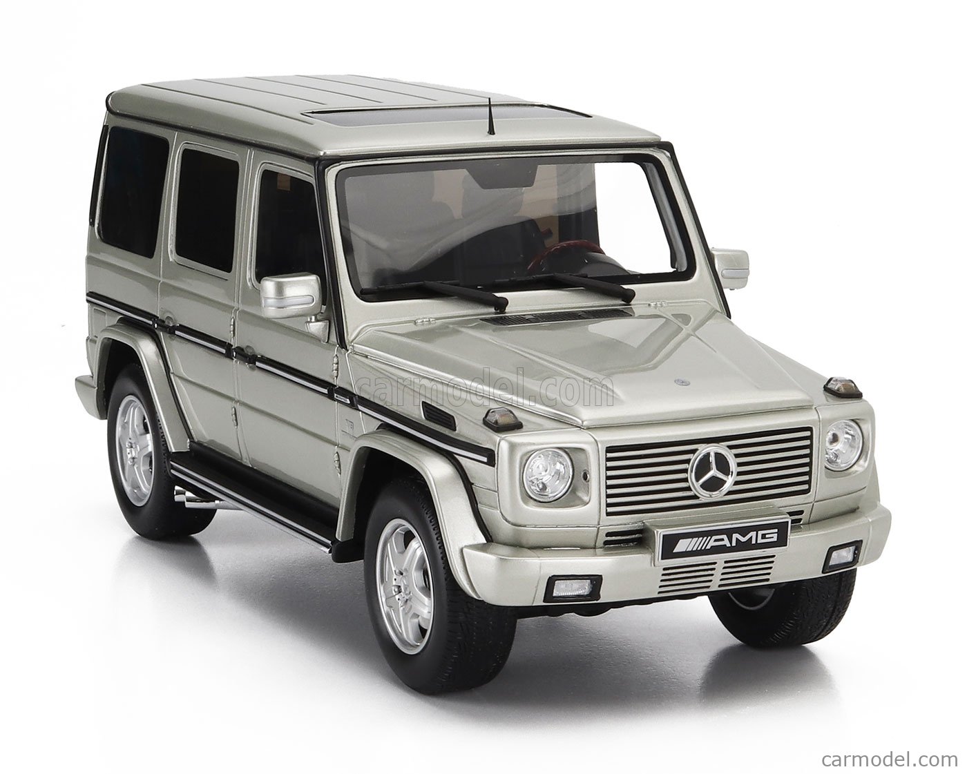 OTTO-MOBILE OT1126 Scale 1/18 | MERCEDES BENZ G-CLASS G55 AMG 2003 SILVER