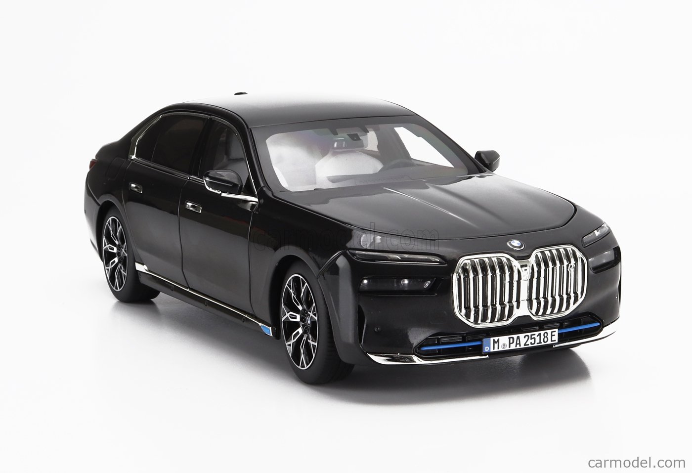 MINICHAMPS 80435A8F295 Scale 1/18 | BMW 7-SERIES i7 (G70 BEV) 2022 DARK ...