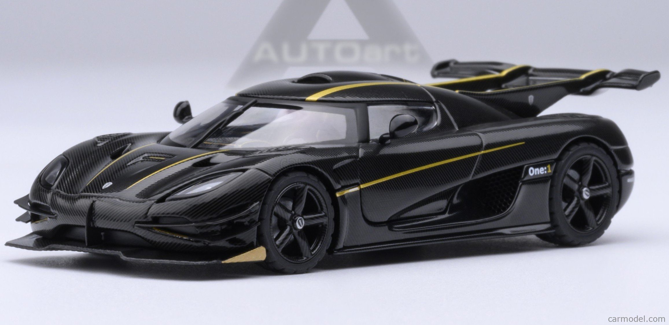 AUTOART 20043 Scale 1/64 | KOENIGSEGG 1 ONE 2014 GREY BLACK CARBON GOLD