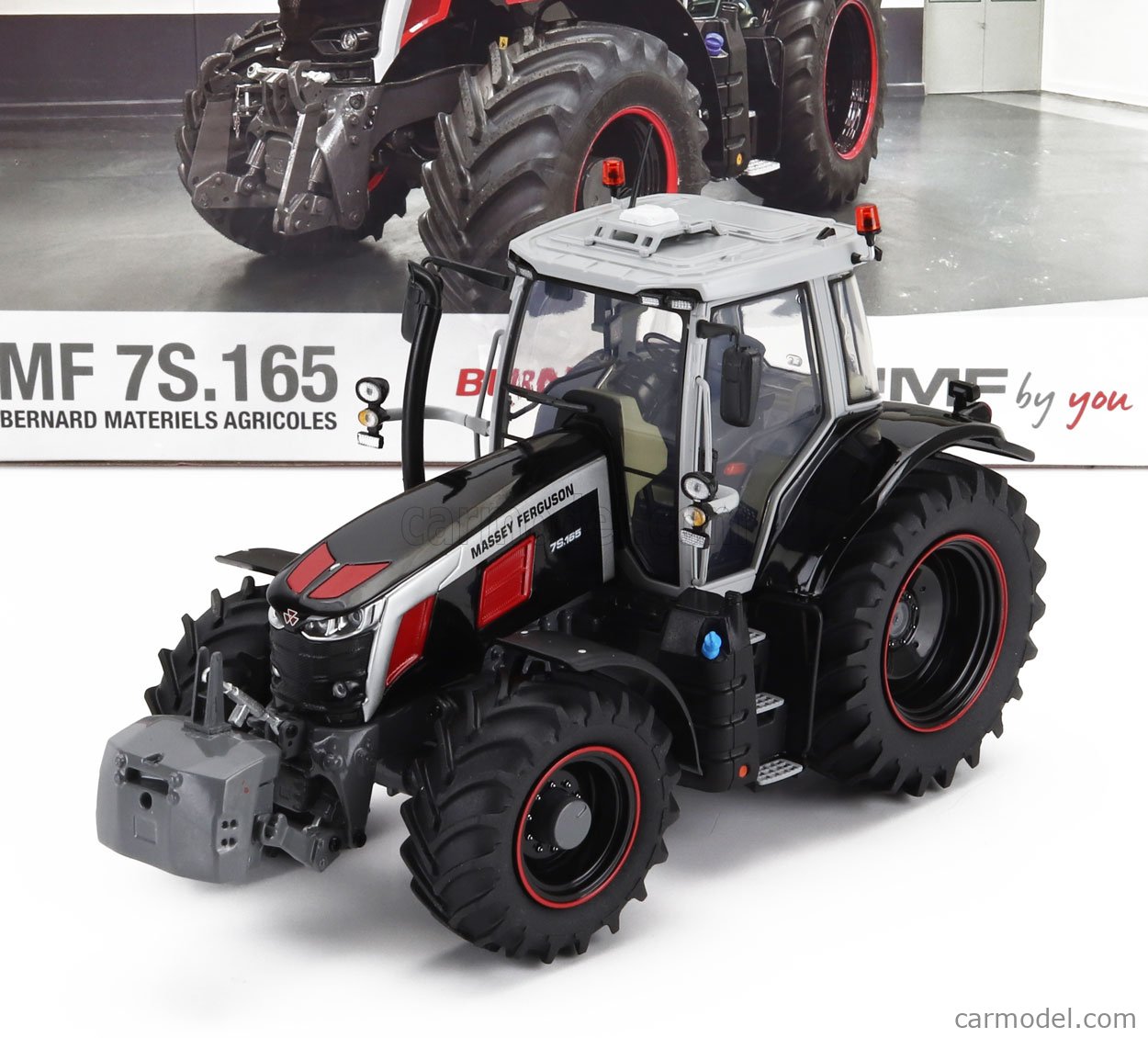 UNIVERSAL HOBBIES UH6743 Scale 1/32 | MASSEY FERGUSON MF7S.165 TRACTOR ...