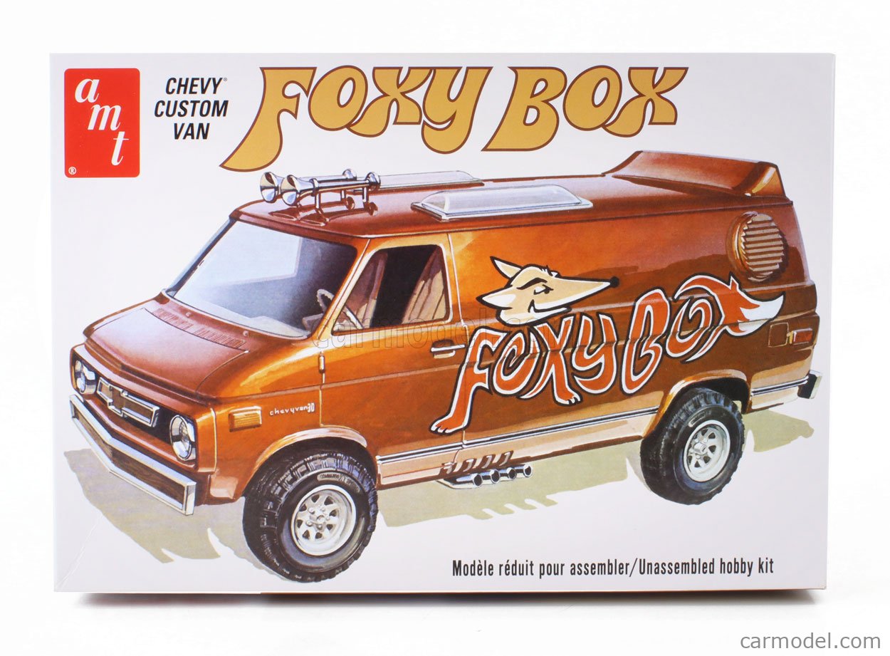 AMT-KIT AMTS1265/12 Scale 1/25 | CHEVROLET C-30 VAN CUSTOM FOXY BOX 1967