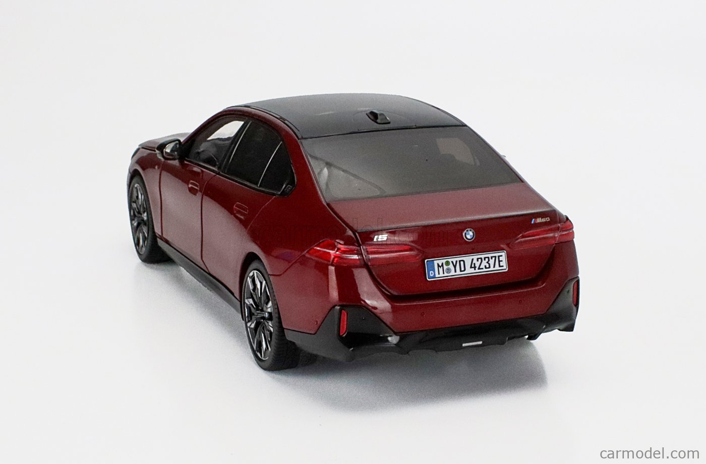 MINICHAMPS 80435B319C1 Scale 1/18 | BMW 5-SERIES i5 M50 (G60) 2023 ...