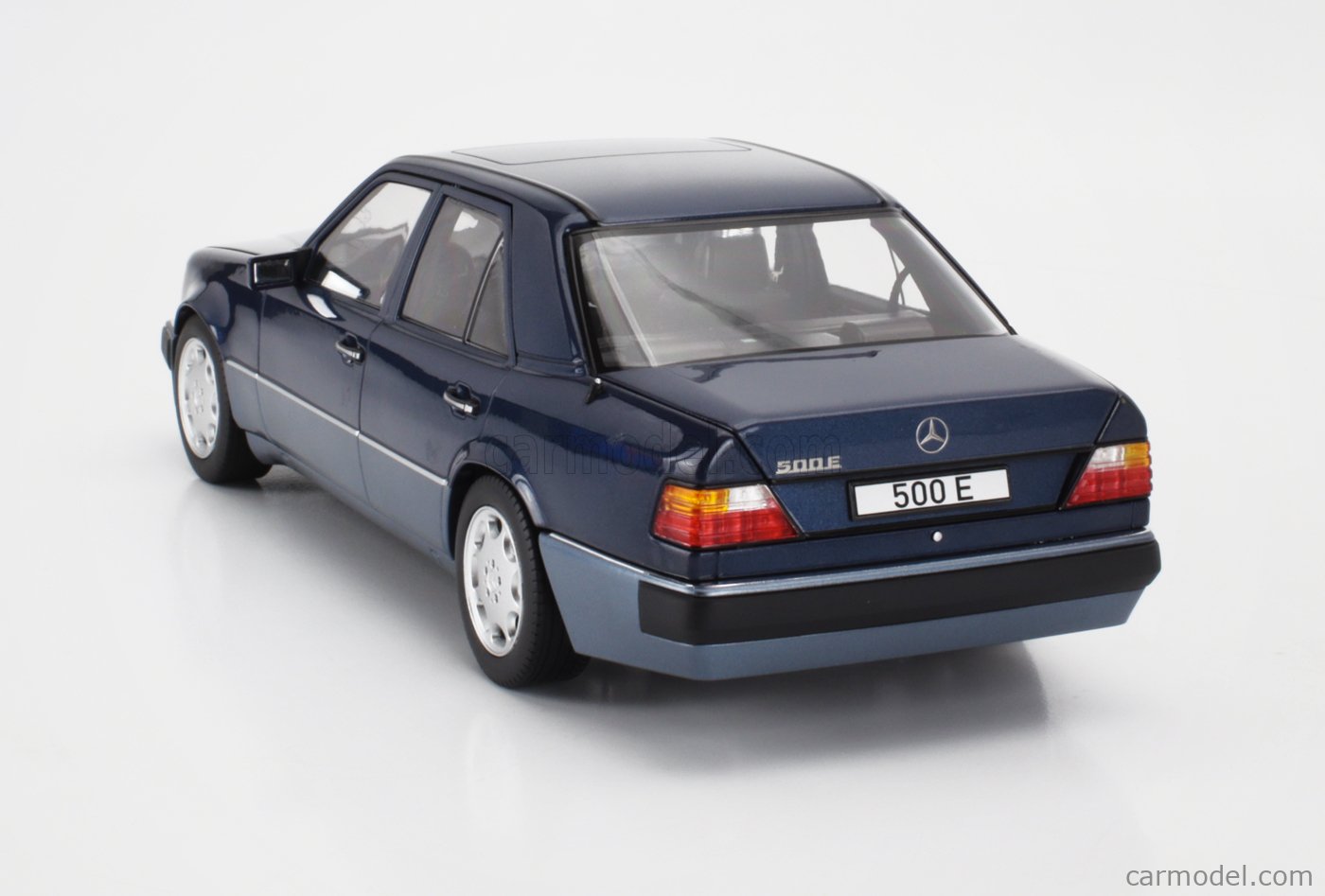 NOREV 183947 Scale 1/18 | MERCEDES BENZ E-CLASS 500E (W124) 1990 2 TONE ...
