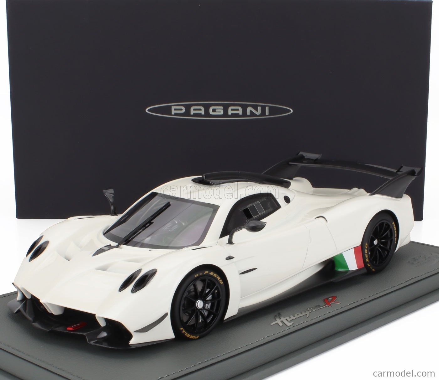 BBR-MODELS P18218F-VET Scale 1/18 | PAGANI HUAYRA R 2021 - CON VETRINA ...