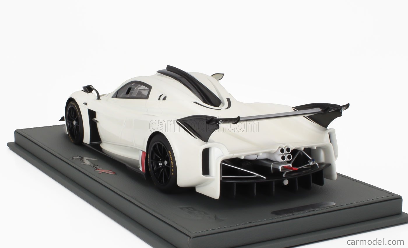 BBR-MODELS P18218F-VET Scale 1/18 | PAGANI HUAYRA R 2021 - CON VETRINA ...