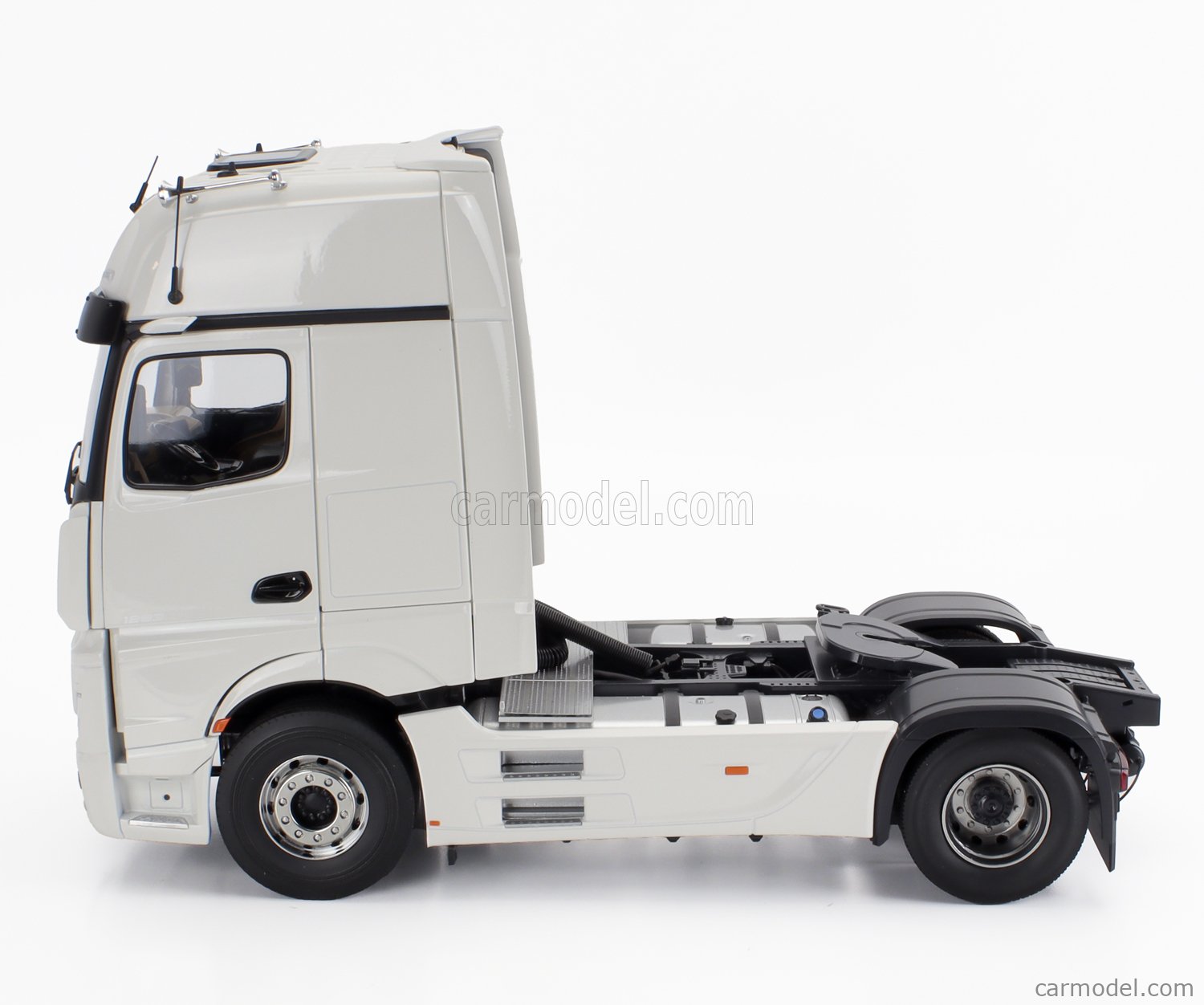 NZG 1094/41 Scale 1/18 | MERCEDES BENZ ACTROS L 1863 GIGASPACE 4x2 ...