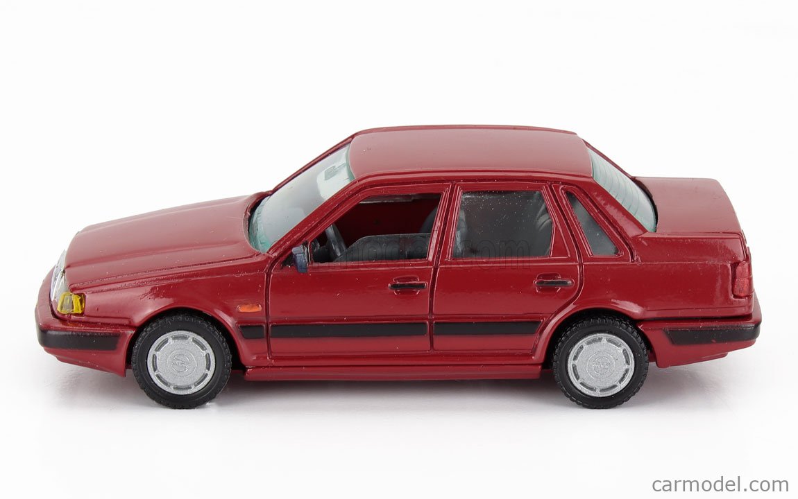 PILEN 461 Масштаб 1/43 | VOLVO 460 GL 1990 RED