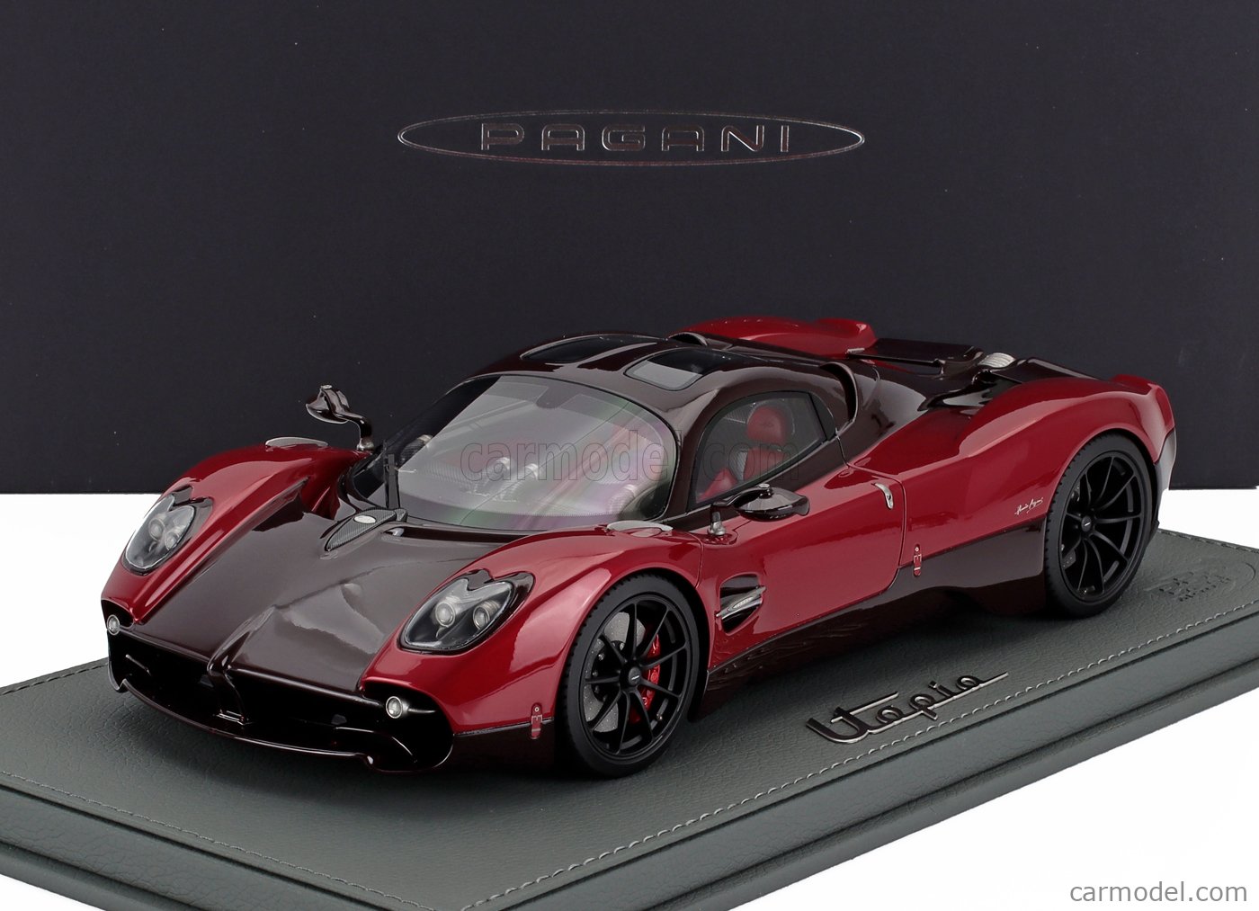 BBR-MODELS P18223i-VET Scale 1/18 | PAGANI UTOPIA 2022 - CON VETRINA - WITH SHOWCASE ROSSO DUBAI ...