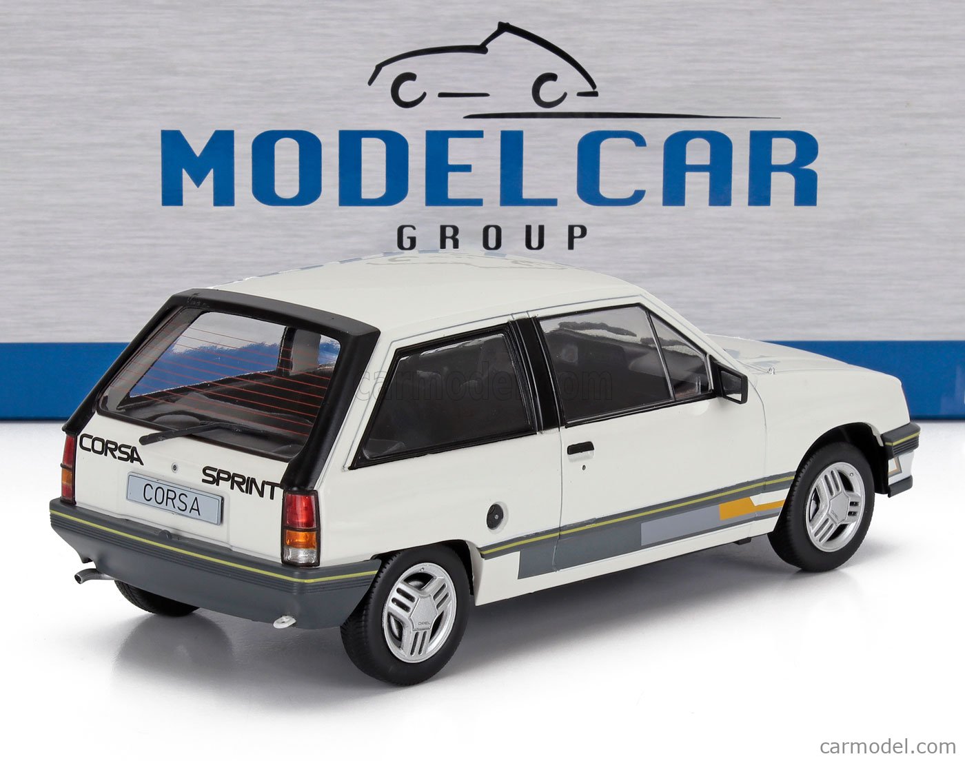 MCG 193760 Escala 1/18 | OPEL DAMAGE DISPLAY BOX - CORSA A SPRINT 1983 ...