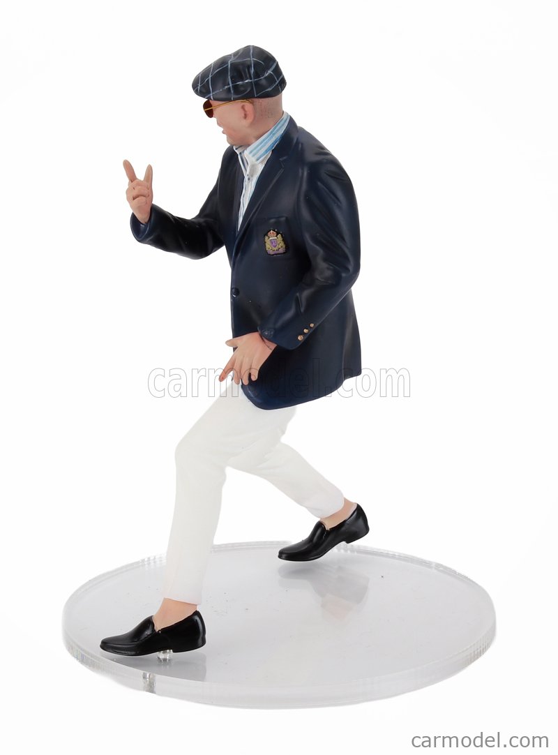 IGNITION-MODEL IG3303 Escala 1/18 | DATSUN 510 BLUEBIRD 1972 WITH Mr. YOKOYAMA FIGURE WHITE