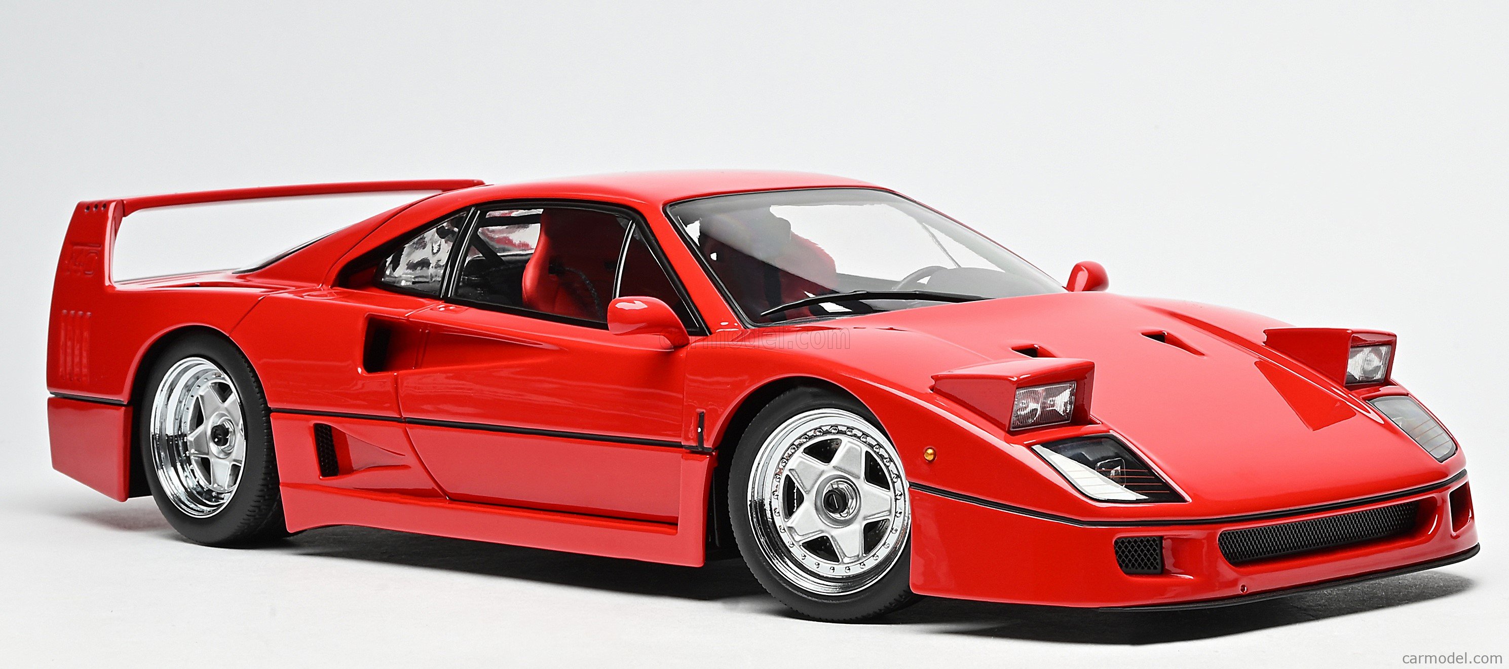 MOTORHELIX MH0XX1 Масштаб 1/18 | FERRARI F40 1987 RED