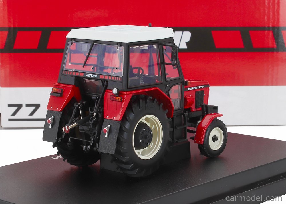 UNIVERSAL HOBBIES UH6719 Scale 1/32 | ZETOR 7211 2WD TRACTOR 1961 RED WHITE