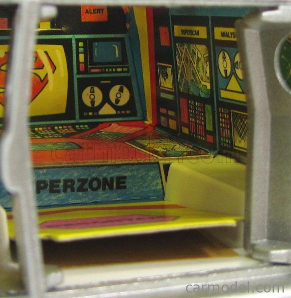 CORGI 435 Scale 1/36 | COMICS SUPERMAN VAN - SUPERVAN SILVER