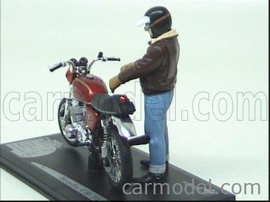 SOLIDO 88002 Scale 1/18 | HONDA CB 750 + PILOT FIGURES RED MET