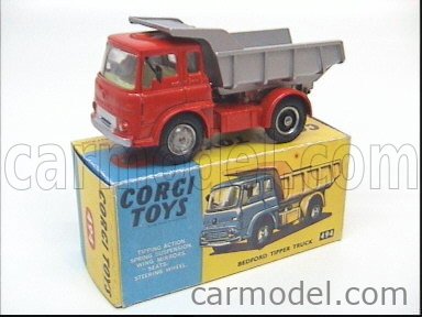 CORGI 494 Scale 1/43 | BEDFORD TIPPER TRUCK RED GREY