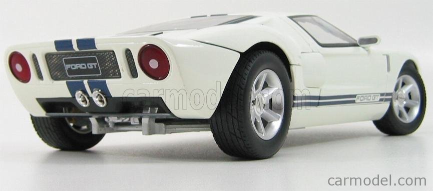 MOTOR-MAX 73001W Scale 1/12 | FORD USA GT 2004 WHITE