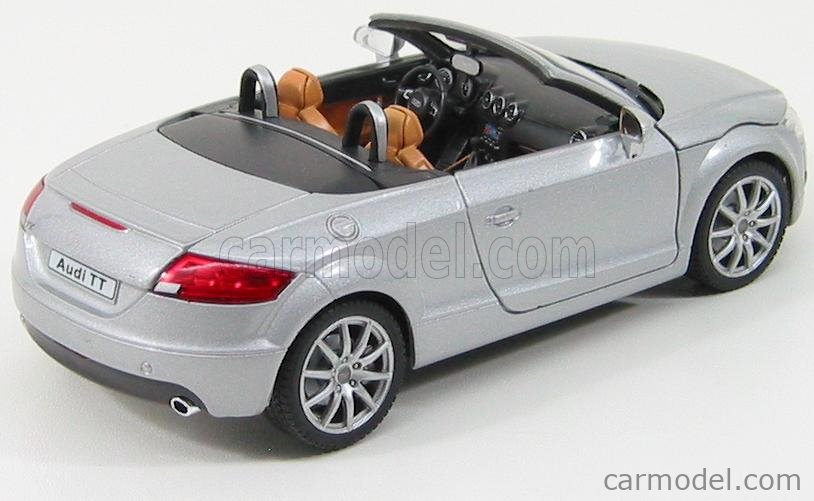 SCHUCO 3317075 Scale 1/24 | AUDI TT SPIDER SILVER