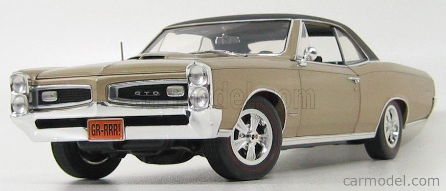 HIGHWAY61 50779 Scale 1/18 | PONTIAC GTO COUPE 1966 BEIGE MET BLACK