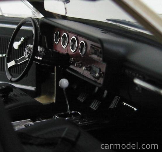 HIGHWAY61 50779 Scale 1/18 | PONTIAC GTO COUPE 1966 BEIGE MET BLACK