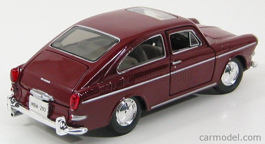 MAISTO 31289 Scale 1/24 | VOLKSWAGEN 1600 FASTBACK 1967 BORDEAUX