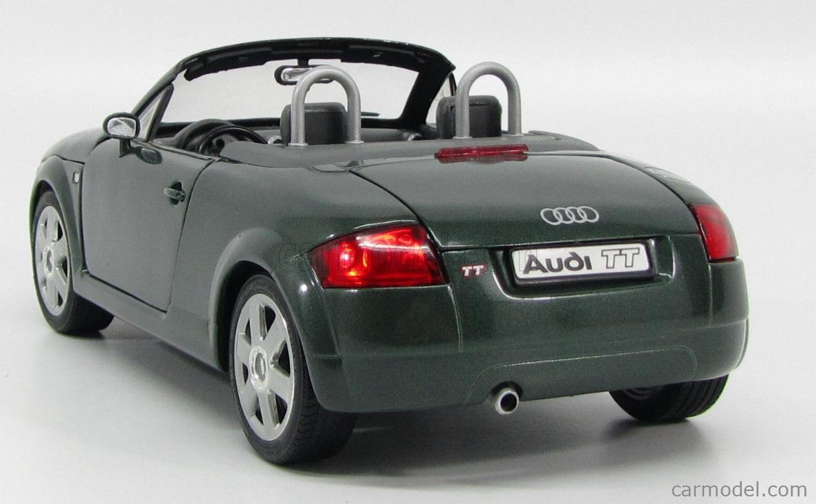 REVELL 08979 Scale 1/18 | AUDI TT SPIDER CABRIOLET 2000 GREEN MET