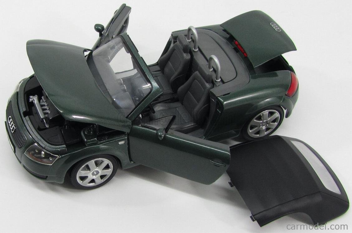 REVELL 08979 Scale 1/18 | AUDI TT SPIDER CABRIOLET 2000 GREEN MET