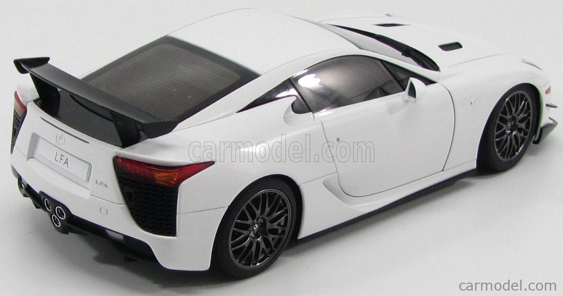 AUTOART 78837 Scale 1/18 | LEXUS LFA NURBURGRING PACKAGE 2011 WHITE