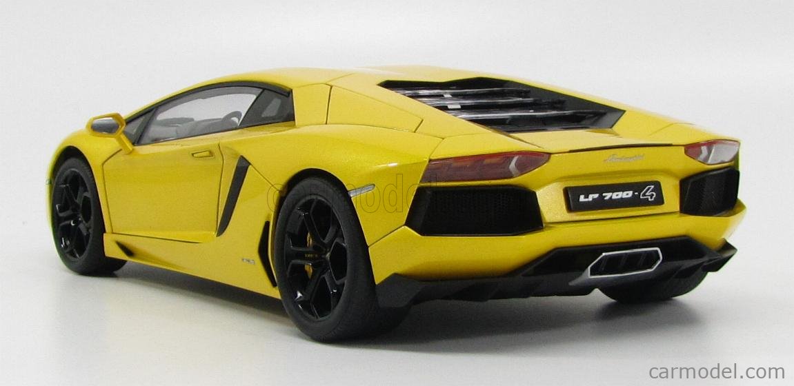 AUTOART 74664 Escala 1/18 | LAMBORGHINI AVENTADOR LP700-4 2011 GIALLO ...